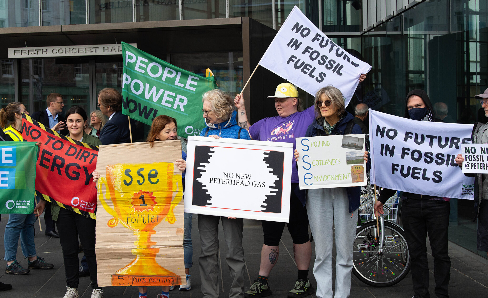 Energy giant SSE feeling the heat from its Peterhead power station ...