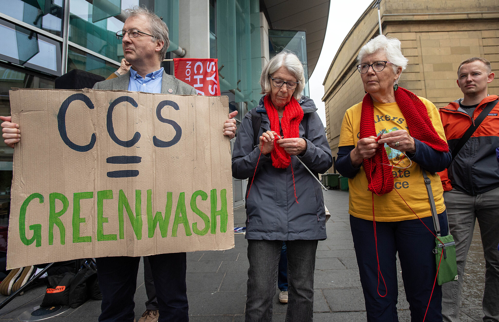 Energy giant SSE AGM protests over fossil fuel 'greenwash' & fuel ...
