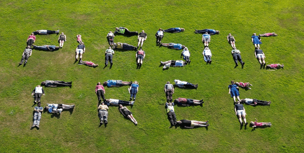 International plastic agreement "held to ransom" - Friends of the Earth ...
